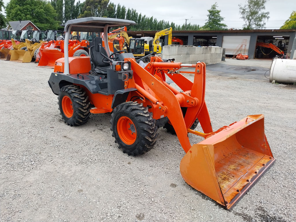 Hitachi / TCM ZW30L Wheel Loader 1/2CBM Bucket – Digger City